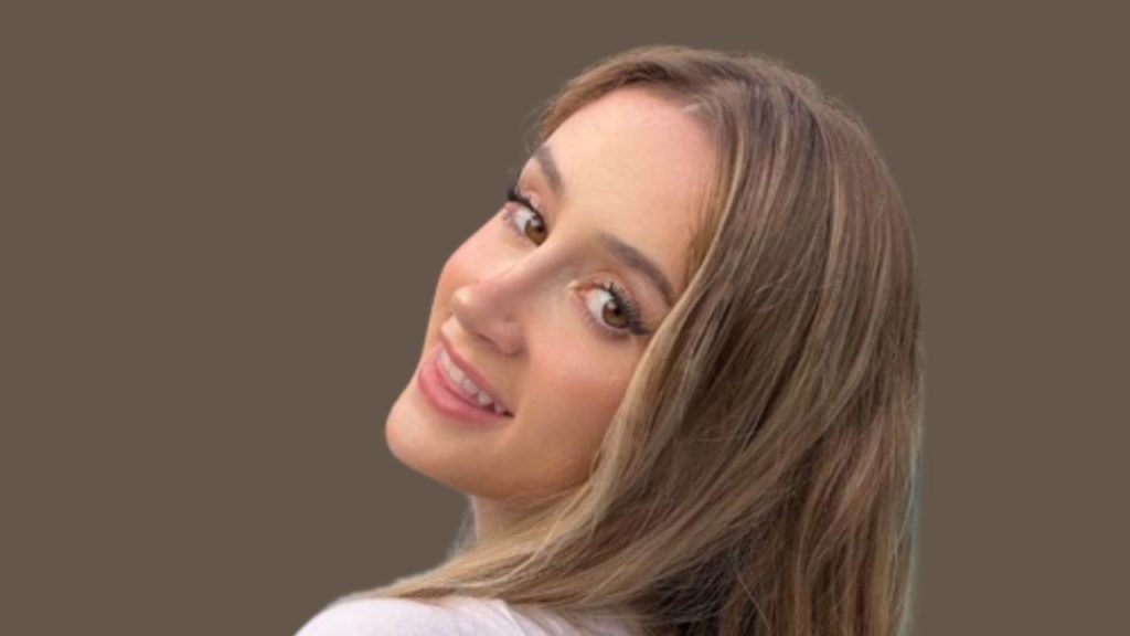 Bronwin Aurora là ai? Tiểu sử idol tiktoker & Onlyfans Bronwin Aurora